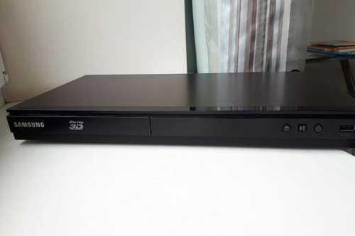 Blu-ray плеер SAMSUNG 3D smart BD-E5500
