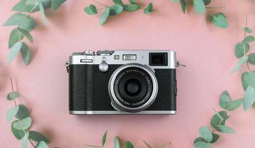 FujiFilm X100F Silver