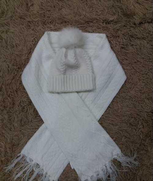 Зимний комплект: шапка и шарф