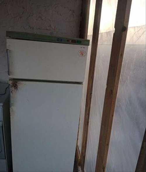 Холодильник советский орск 112