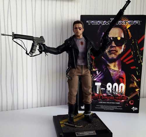 Hot Toys Terminator