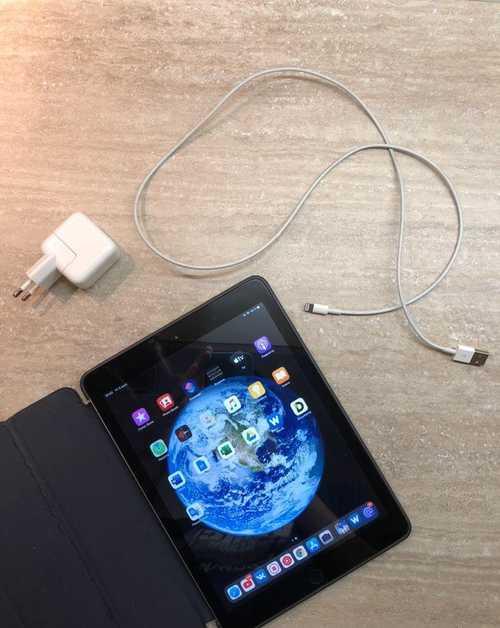 iPad 5 (2018/A1822) 32 Gb в отличном состоянии