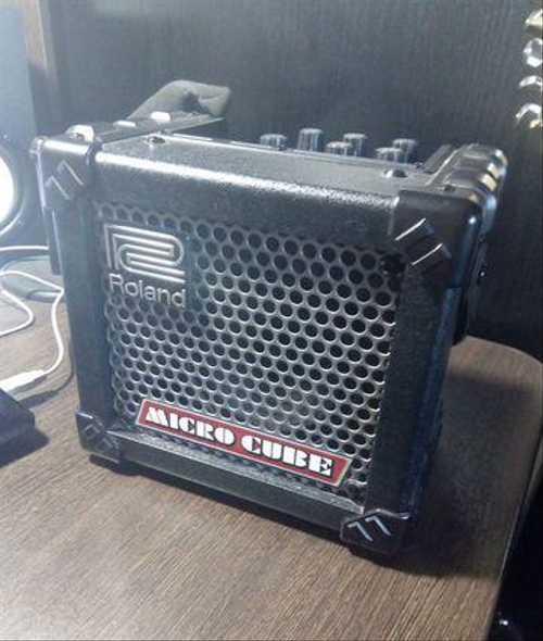 Комбоусилитель Roland Micro cube