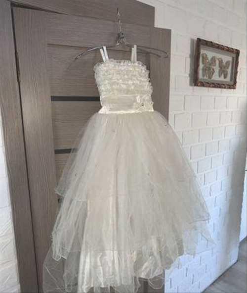 Платье на девлчку 7-10 лет