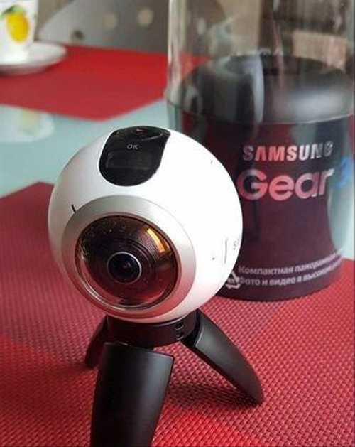 Экшн-камера Samsung Gear 360 SM-C200
