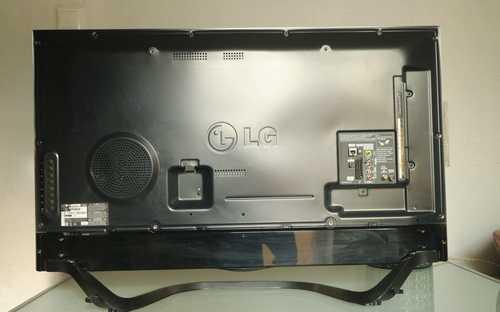 Телевизор LG 42LA690V
