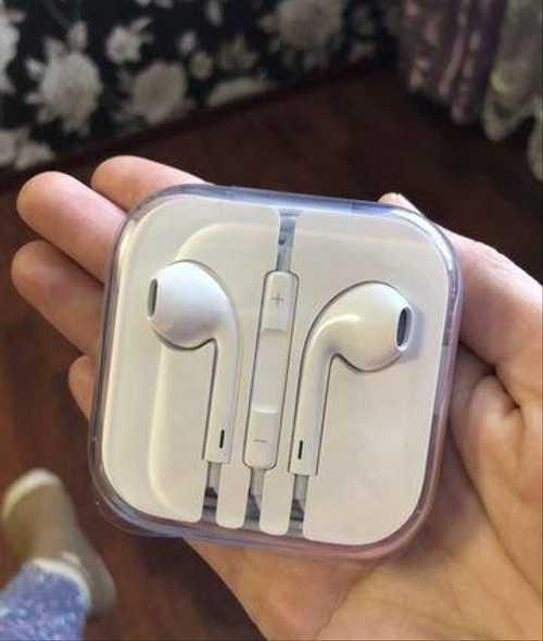 Наушники earpods