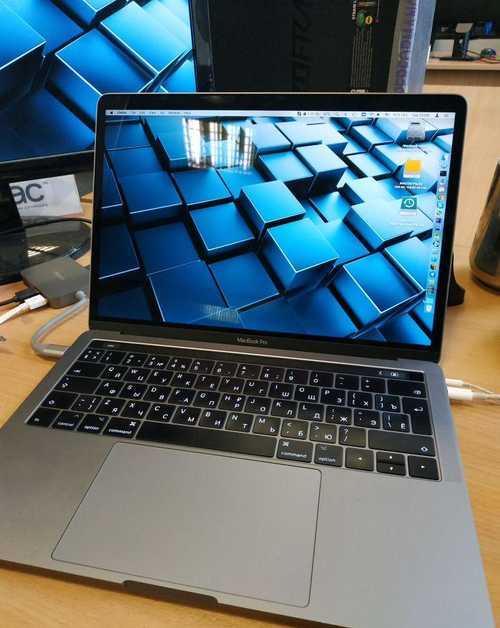 MacbookPro 13,Touchbar, 2.9Gz, 512Gb SSD, 8Gb RAM