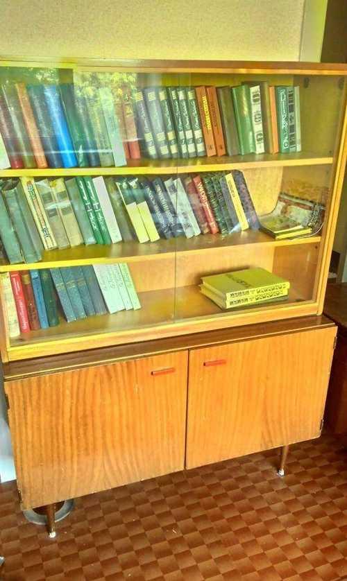 Книжный шкаф гдр