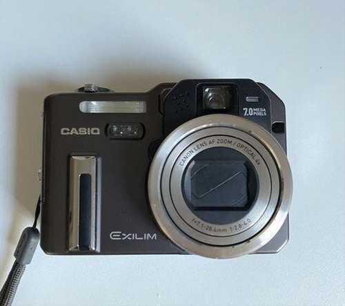 Компактный фотоаппарат Casio Exilim EX-P700