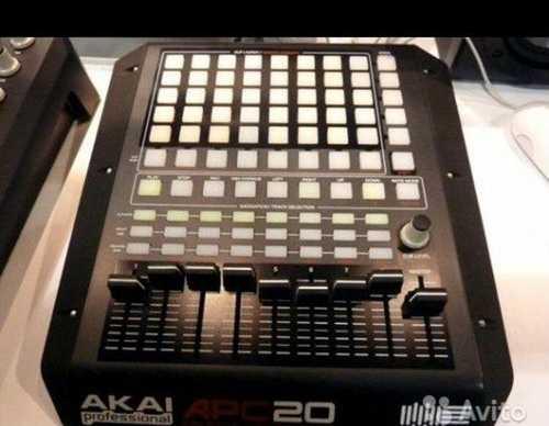 Ableton контролер Akai APC 20