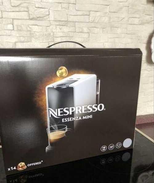 Коыеварка Nespresso essenza mini
