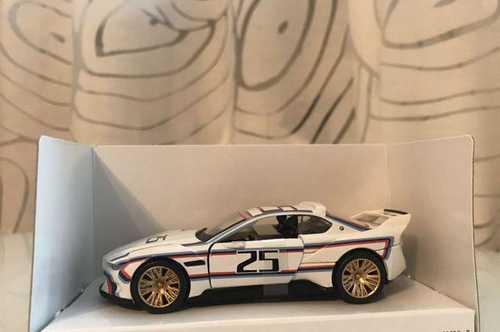 Модель автомобиля BMW 3.0 CSL White Масштаб: 1:43