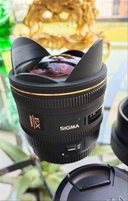 Sigma AF 10mm f/2.8 EX DC HSM Fisheye Canon EF-S