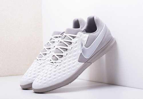 Футбольная обувь Nike Tiempo Legend viii IC