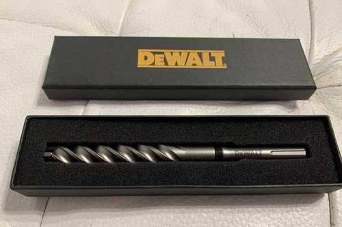 Подарочная ручка Dewalt