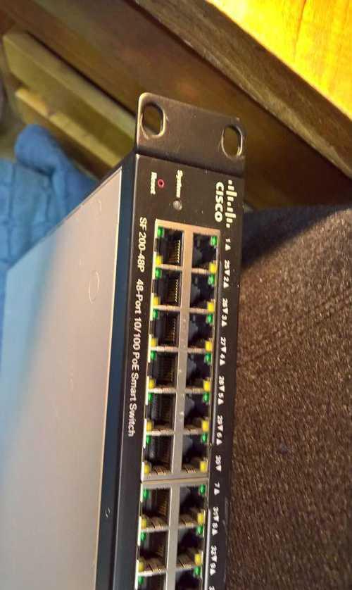 Cisco SF200-48P Small Business