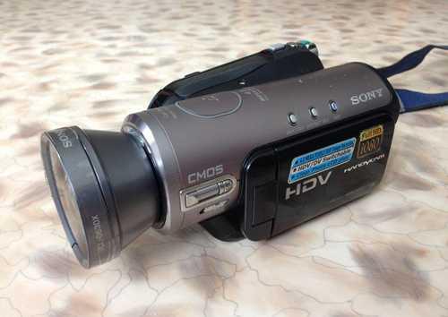 Видеокамера Sony HDR-HC3