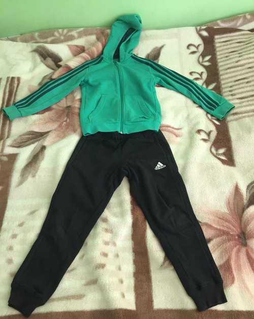Спортивный костюм adidas