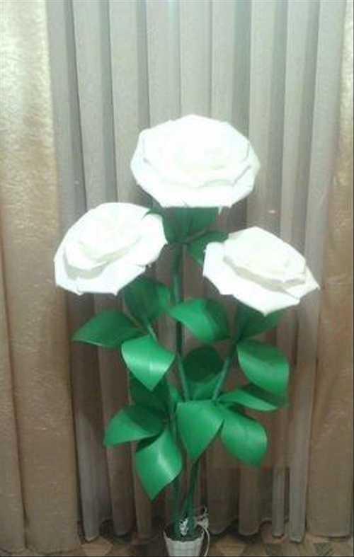 Розы белые светильник