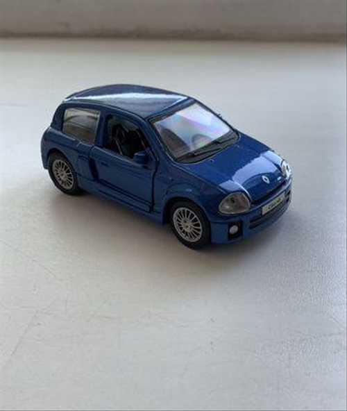 Модель автомобиля Renault Clio V6