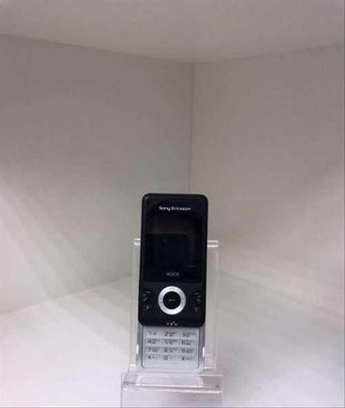 Телефон Sony Ericsson W205