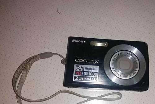 Компактный фотоаппарат Nicon coolpix 200