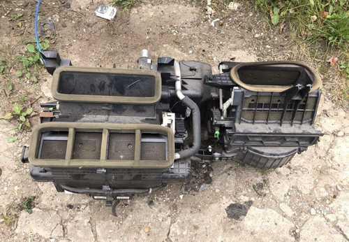 Honda Accord Hibrid печка в сборе с мотором