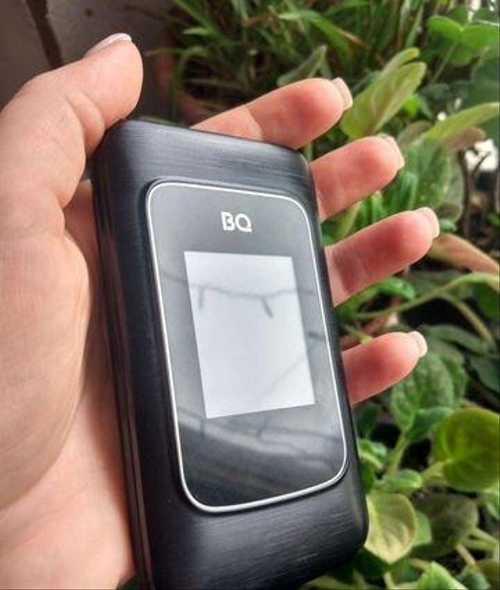 Мобильный телефон BQ раскладушка