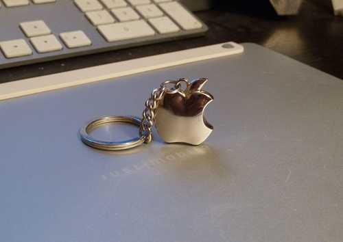 Брелок, Apple