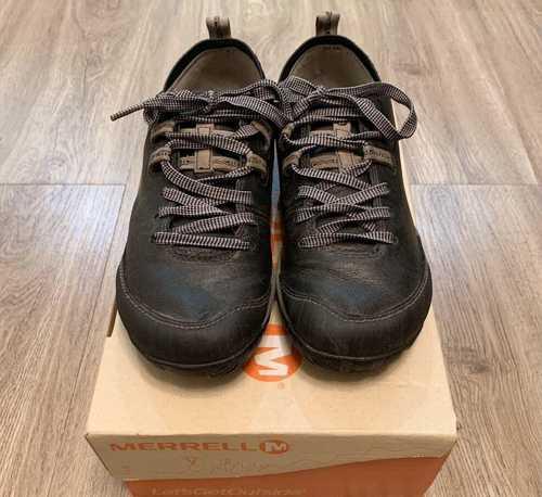Кроссовки фирмы Merrell