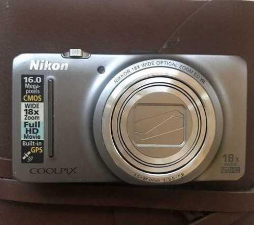 Nikon coolpix s9300