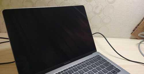 Лазерная гравировка MacBook