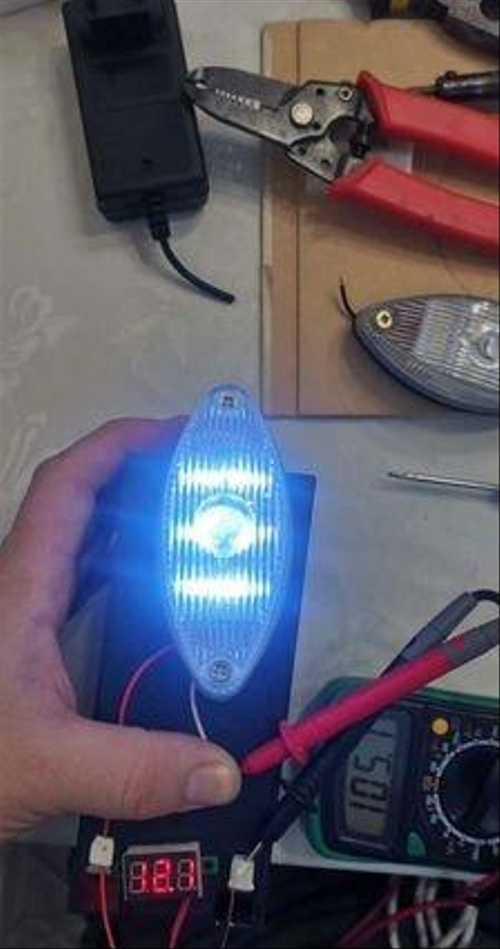 Габаритный фонарь LED 12В