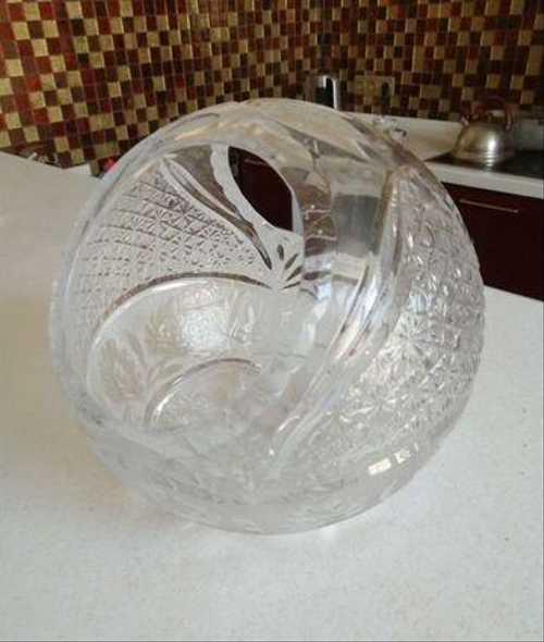 Хрустальная ваза шар