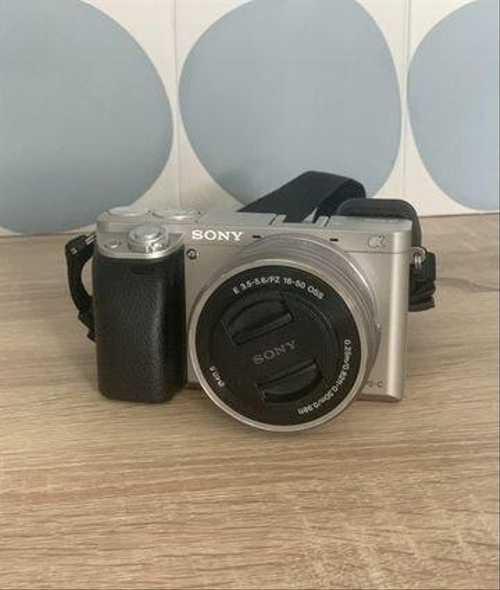 Компактный фотоаппарат Sony Alpha 6000