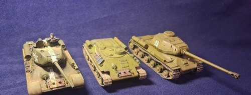 Модели танков Т-34-85,ис-2, брэм на базе Т-34 1:35