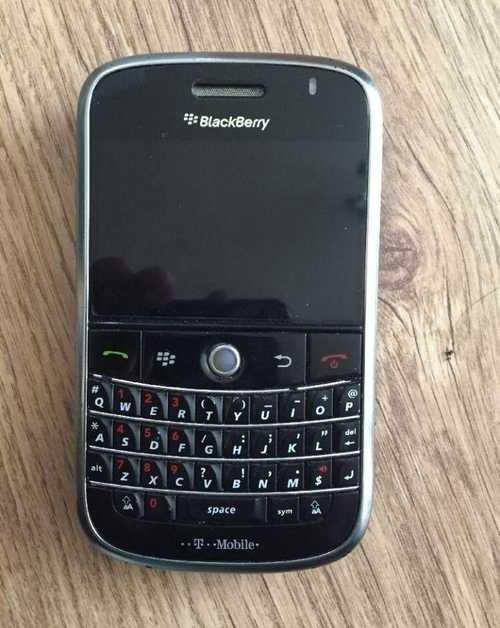 Смартфон BlackBerry 9000 Bold в хорошем состоянии