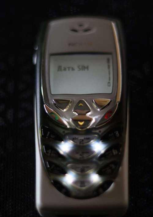 Телефон Nokia 8310 в идеальном состоянии