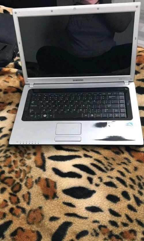 Ноутбук SAMSUNG r518