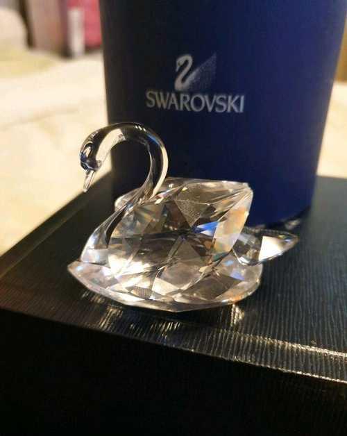 Лебедь Swarovski