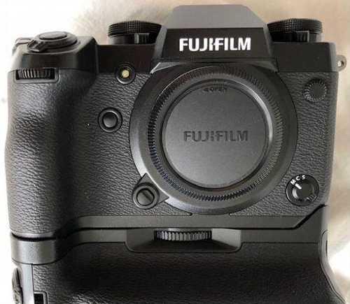 Fujifilm X-H1 kit: бат.блок VPB-XH1 + 2 шт. NP-W12