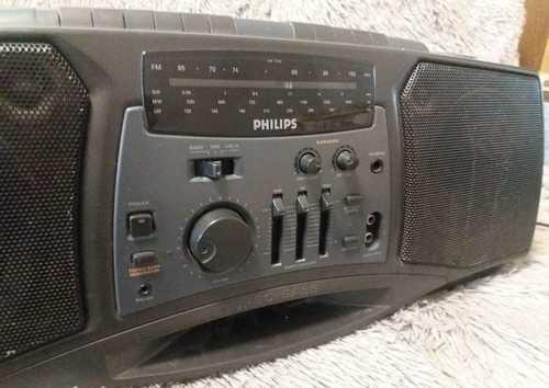 Касетный магнитофон Philips Turbo Bass