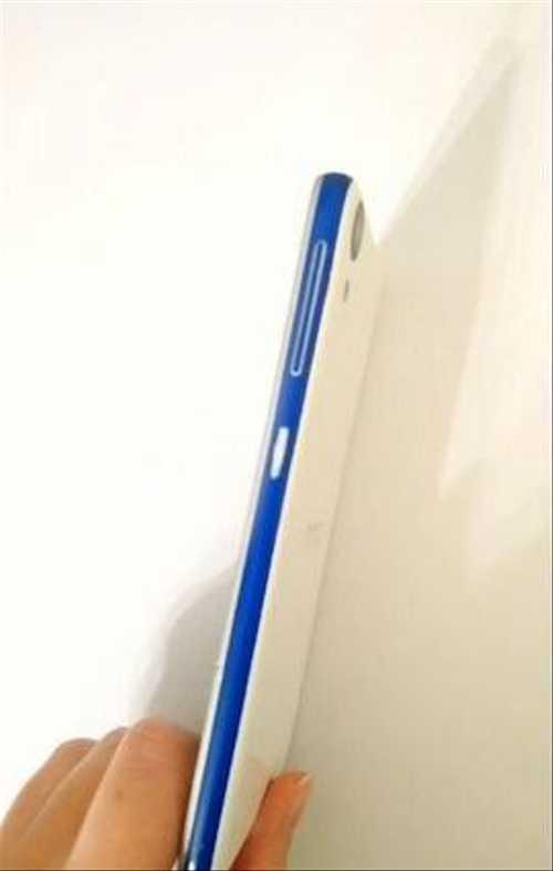 HTC desire 628 dual sim (белый с синим)