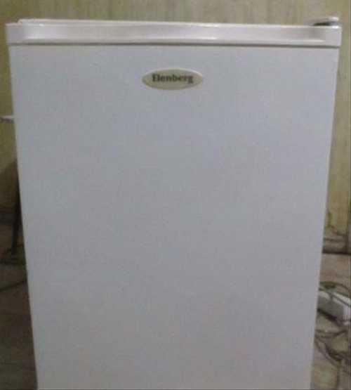 Мини холодильник Elenberg RF-05, 0.8 м, б/у