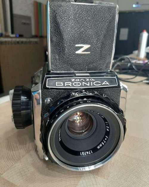 Среднеформатный пленочный фотоаппарат Bronica Zenz