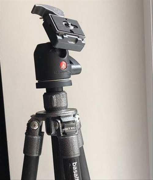 Штатив Gitzo Basalt 1930 + голова Manfrotto