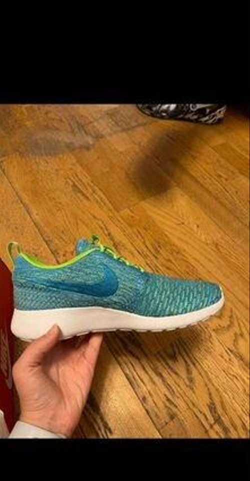 Nike roshe run 8.5us