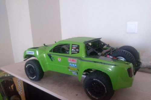 Axial yeti trophy truck