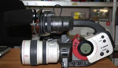 Профессиональная видеокамера Canon XL1